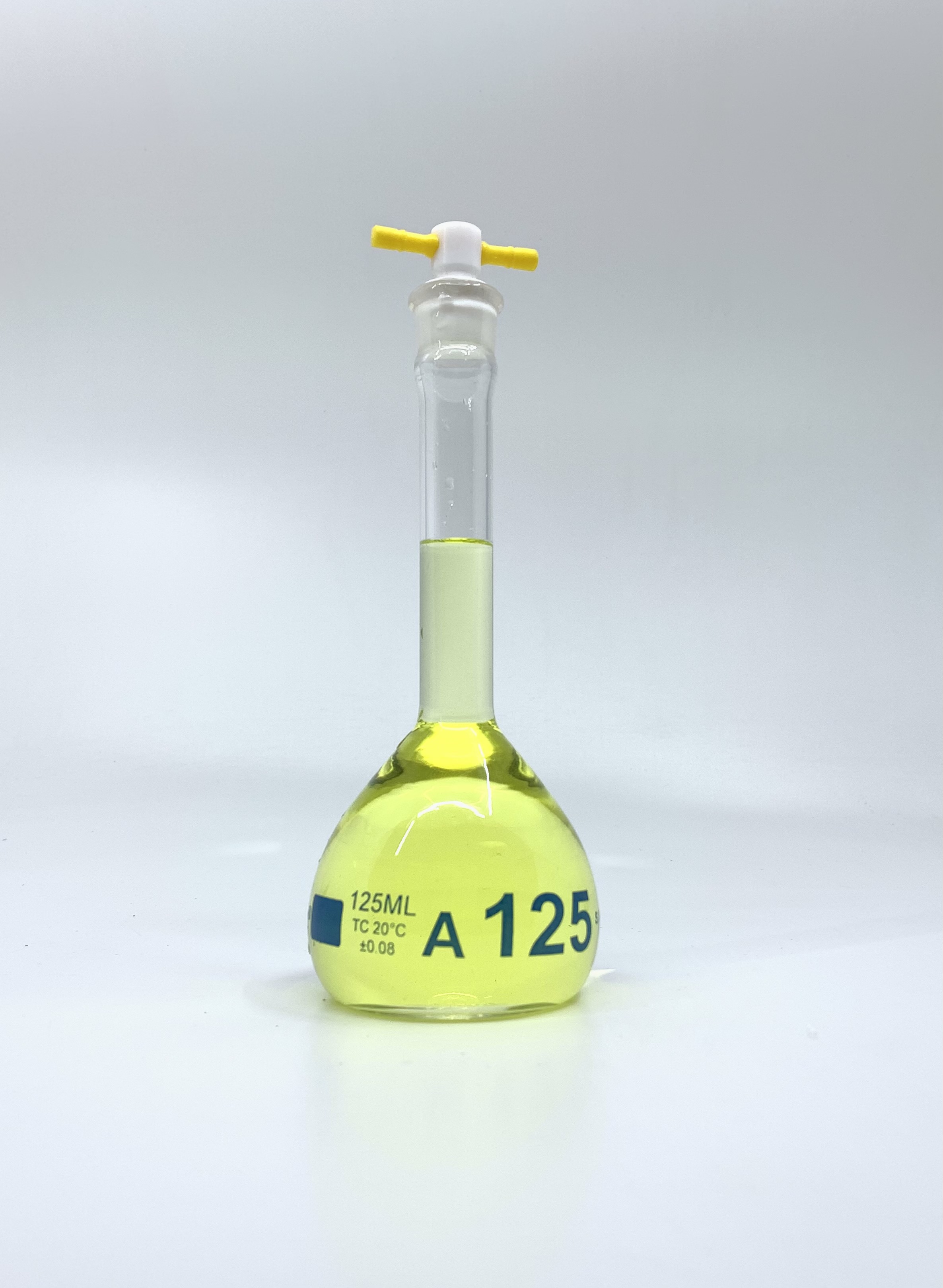 Buy Online – Volumetric Flask, 125mL, Serialized and Certified, Heavy ...
