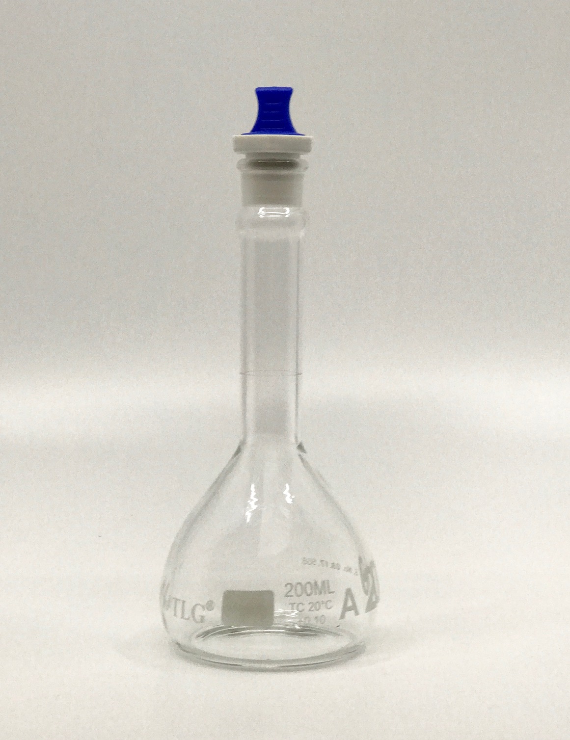 Buy Online – Volumetric Flask, 200mL, Serialized and Certified, Heavy ...